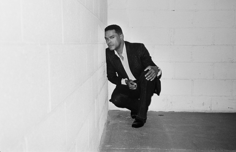 Maxwell Describes ‘All The Ways Love Can Feel’ In Retro Lyric Video ...