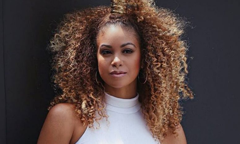 Daisha - Singersroom.com