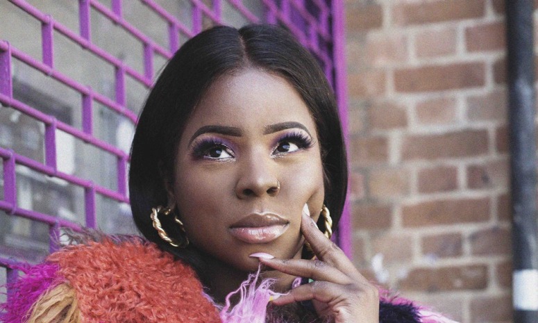 Laolu is Truly Happy on “So Right” - Singersroom.com