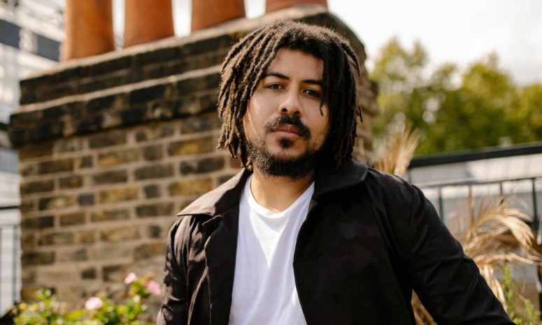Liam Bailey - Singersroom.com