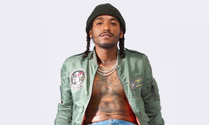 lloyd - Singersroom.com