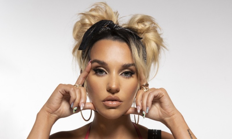 Newcomer Shaylen Shares Her Two Worlds in “Sprite” Music Video ...