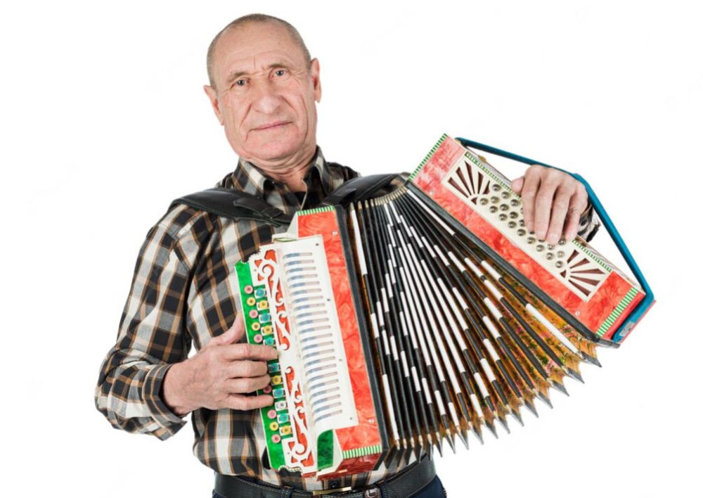 Best Accordions (Top 10 Best List for 2025 ) - Accordion Reviews