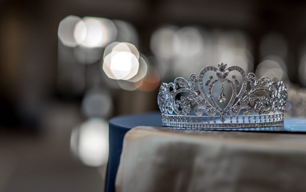 40 Best Songs about Royalty - Singersroom.com