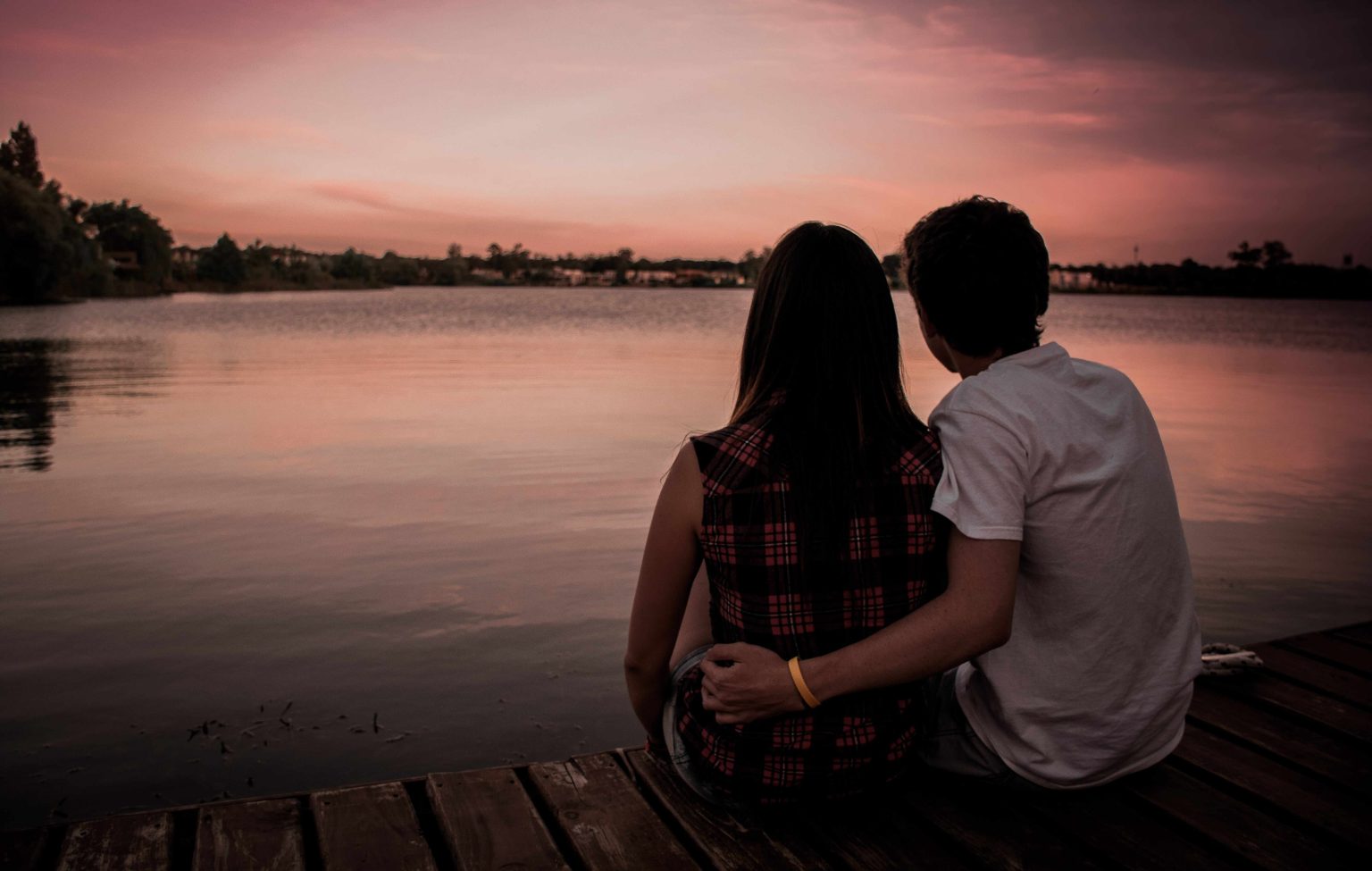 20 Songs To Sing To Your Girlfriend - Singersroom.com