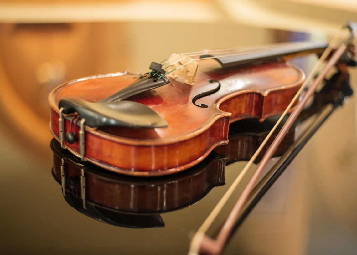 8 Best Musical Instruments That Start With the Letter Q - Singersroom.com