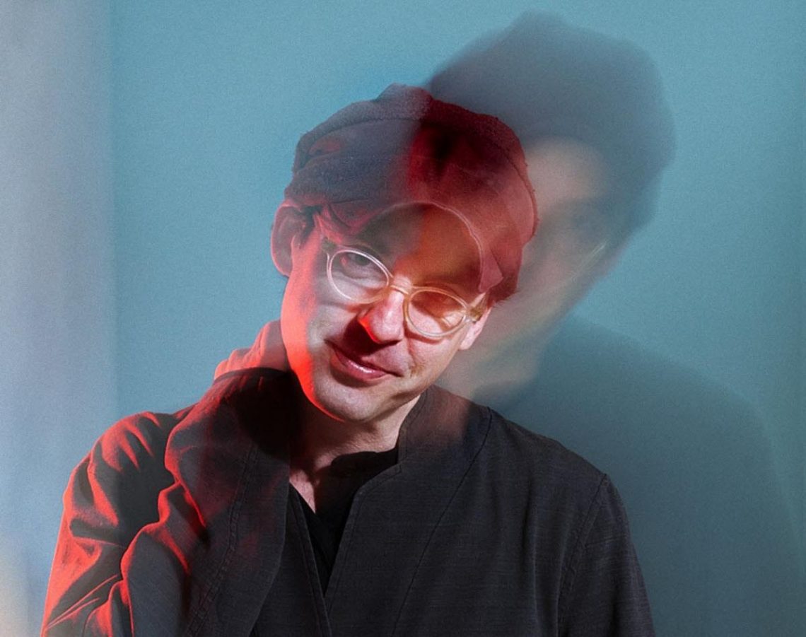 10 Best Clap Your Hands Say Yeah Songs of All Time - Singersroom.com