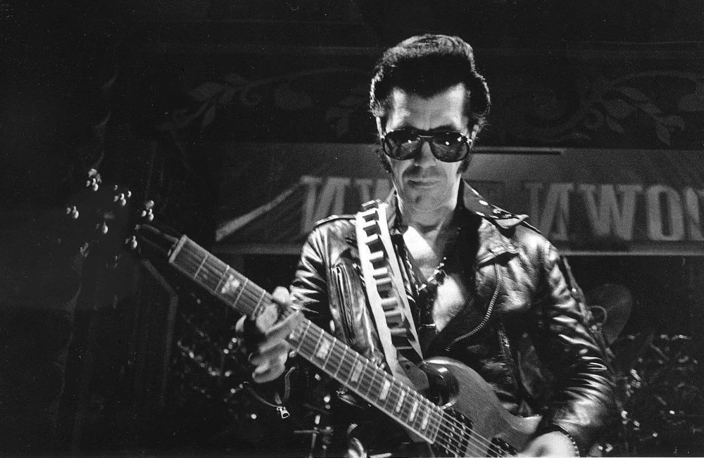 10 Best Link Wray Songs of All Time - Singersroom.com