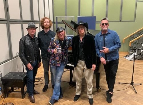 10 Best The Waterboys Songs of All Time - Singersroom.com