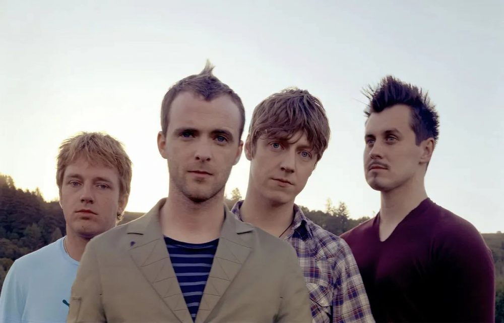 10 Best Travis Songs of All Time - Singersroom.com