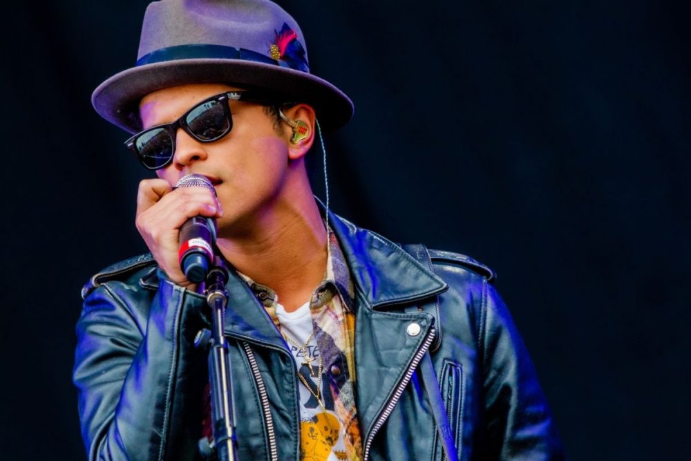 10 Best Bruno Mars Songs of All Time - Singersroom.com