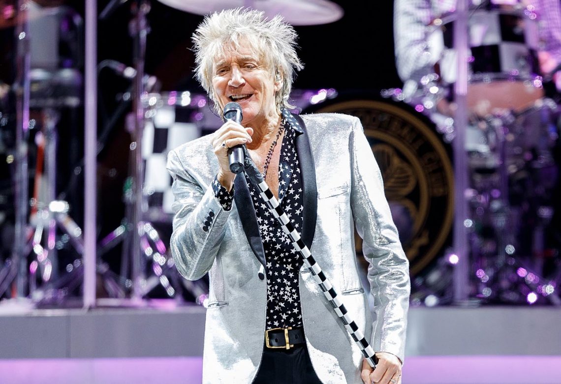 10 Best Rod Stewart Songs of All Time - Singersroom.com