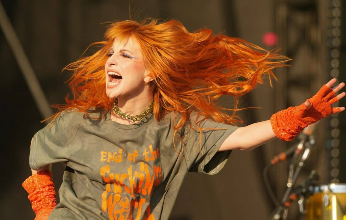10 Best Paramore Songs of All Time - Singersroom.com
