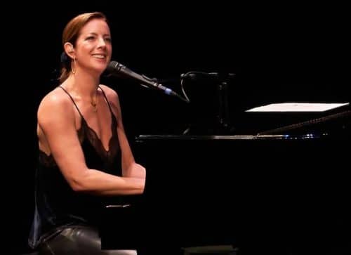 10 Best Sarah McLachlan of All Time - Singersroom.com