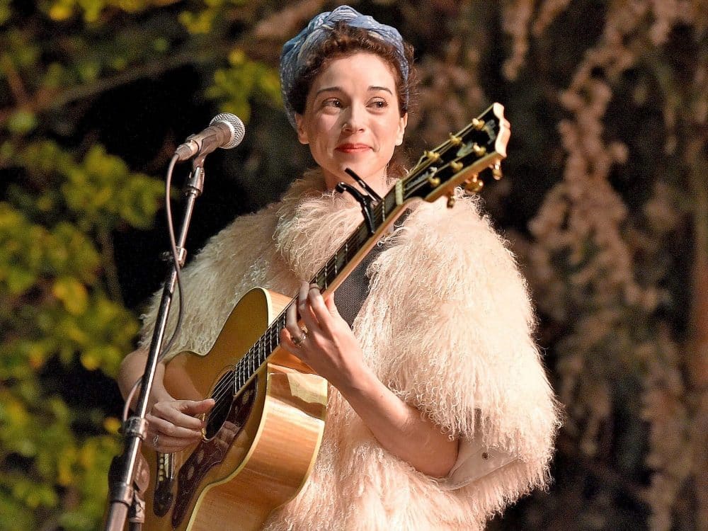 10 St. Vincent Songs of All Time - Singersroom.com
