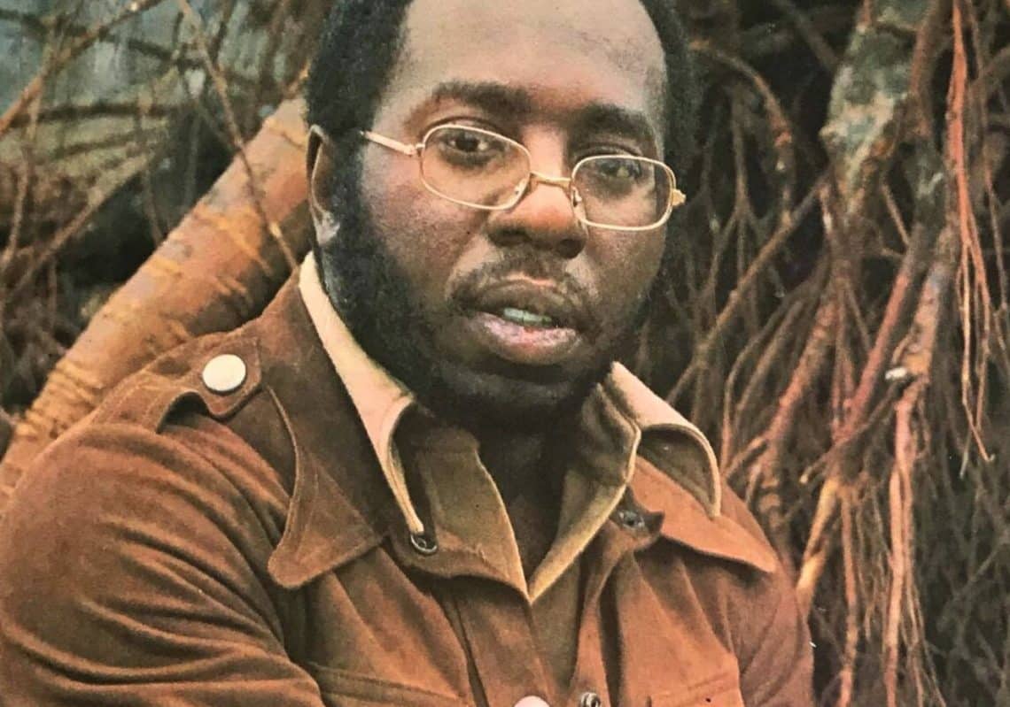 10 Best Curtis Mayfield Songs of All Time - Singersroom.com