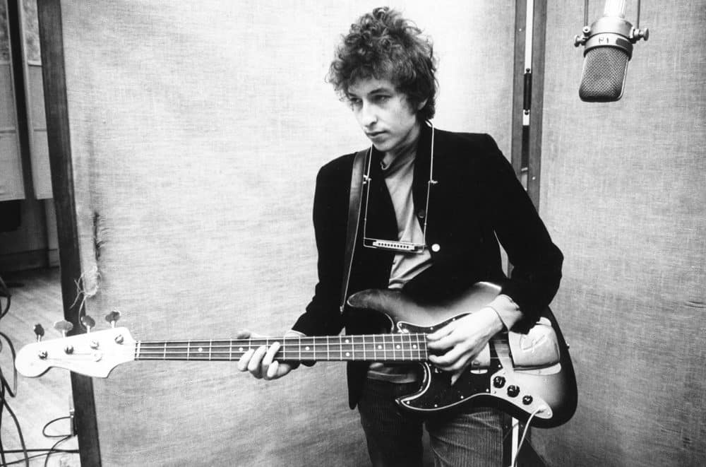 10 Best Bob Dylan Songs of All Time - Singersroom.com