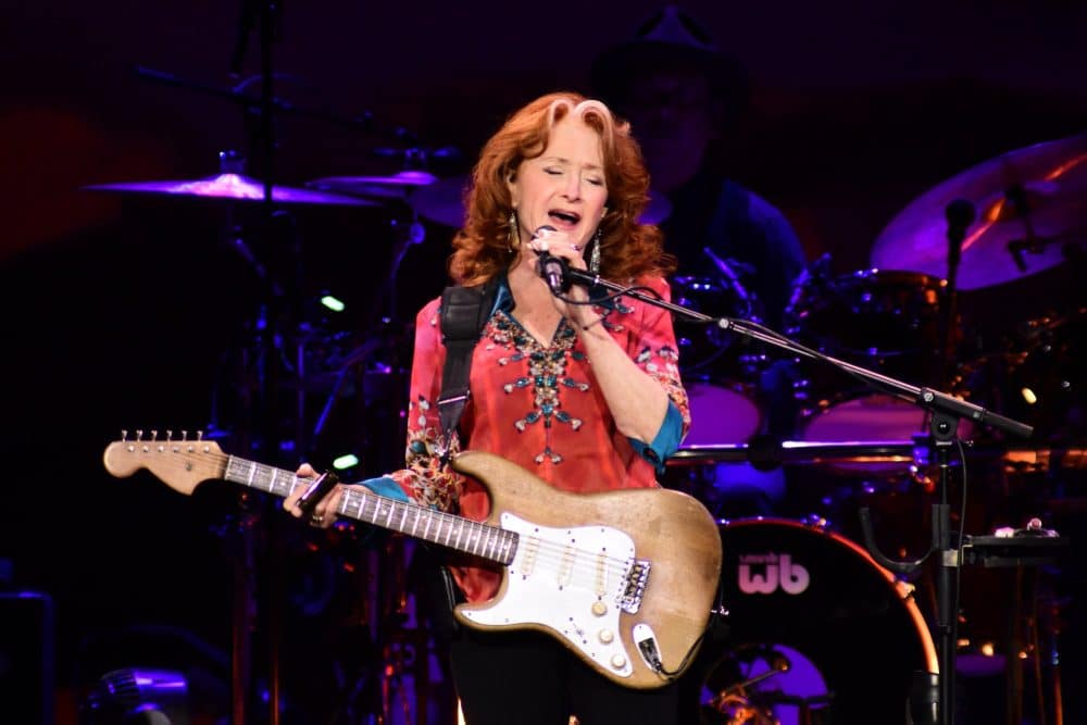 10 Best Bonnie Raitt Songs of All Time - Singersroom.com