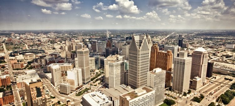 10 Famous Singers from Michigan - Singersroom.com