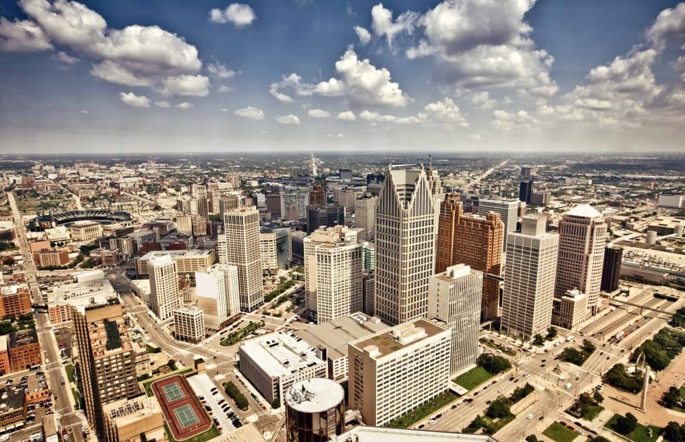 10 Famous Singers from Michigan - Singersroom.com