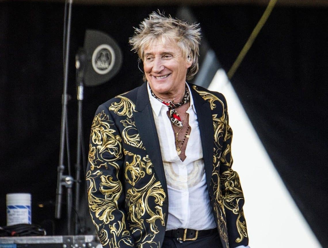 10 Best Rod Stewart Songs of All Time - Singersroom.com