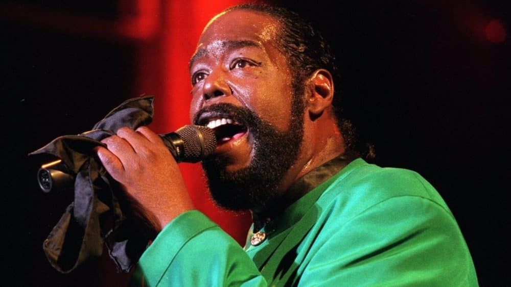 10 Best Barry White Songs of All Time - Singersroom.com