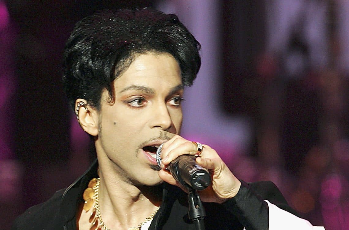 10 Best Prince Songs of All Time - Singersroom.com