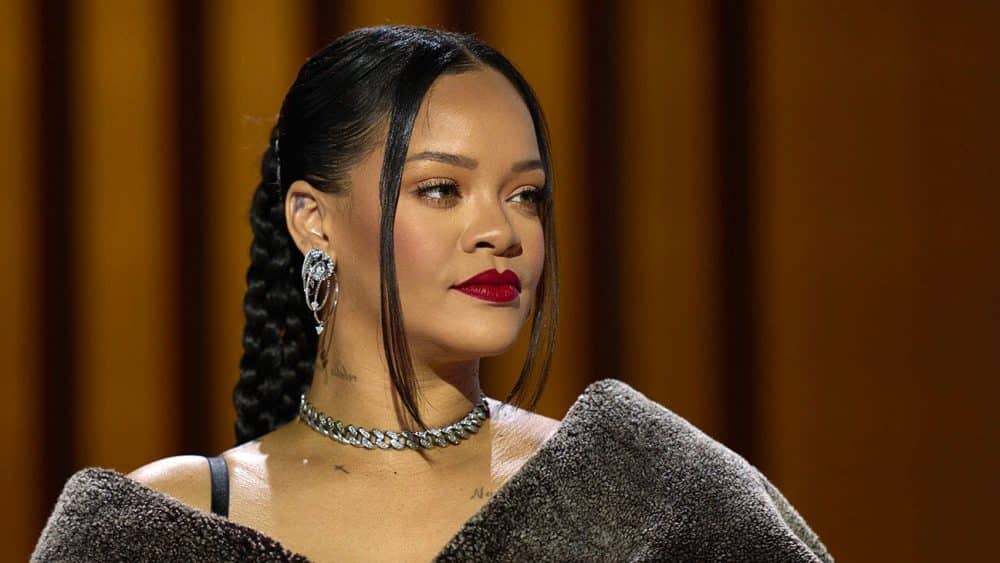 10 Best Rihanna Songs of All Time - Singersroom.com