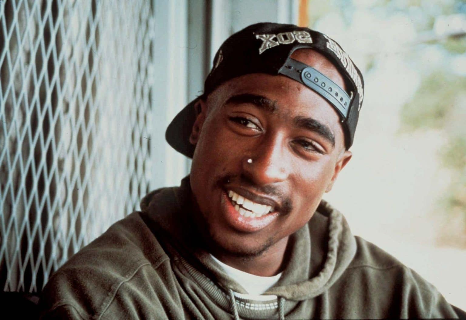 10 Best 2Pac Songs of All Time - Singersroom.com