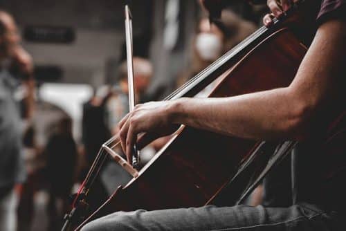 15 Best Cello Players of All Time - Singersroom.com