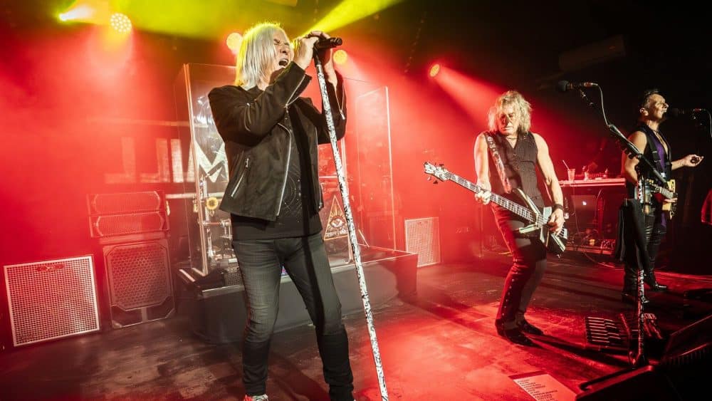 10 Best Def Leppard Songs of All Time - Singersroom.com