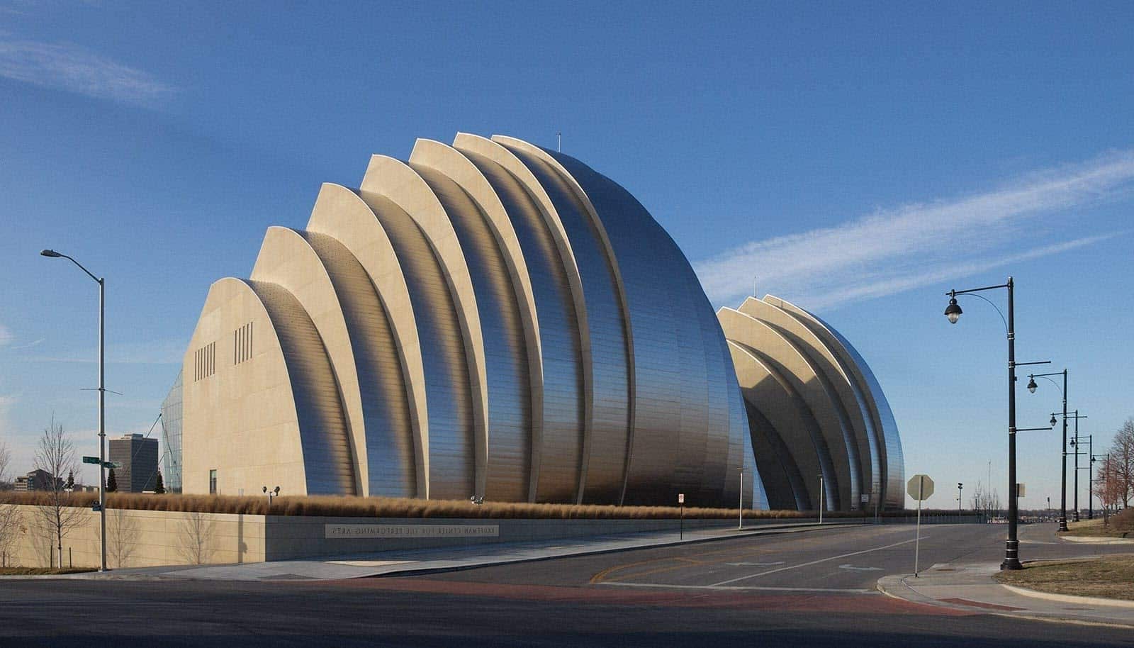 10 Famous Singers from Kansas - Singersroom.com