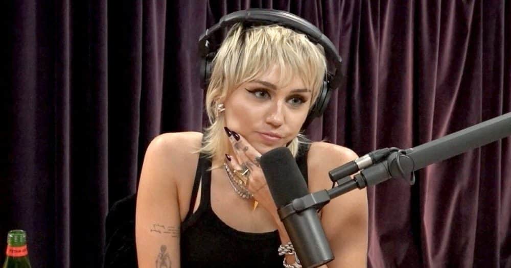 10 Best Miley Cyrus Songs of All Time - Singersroom.com