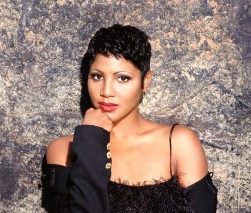 10 Best Toni Braxton Songs of All Time - Singersroom.com