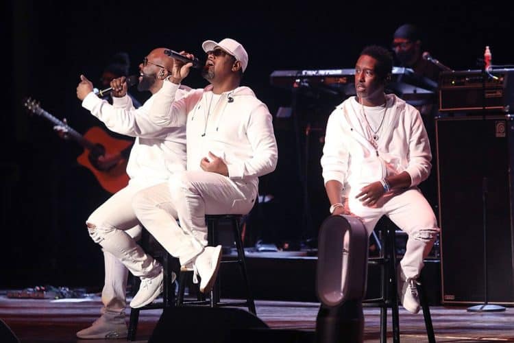 15 Best Rhythm and Blues Songs of All Time - Singersroom.com