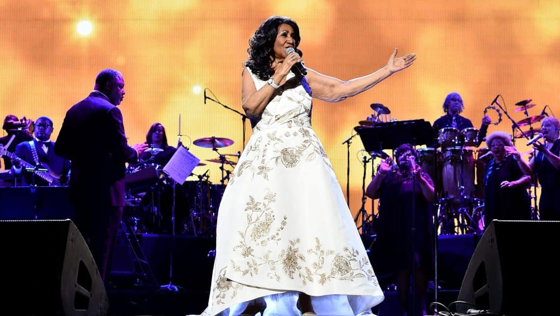 15 Best Female Singers of All Time - Singersroom.com