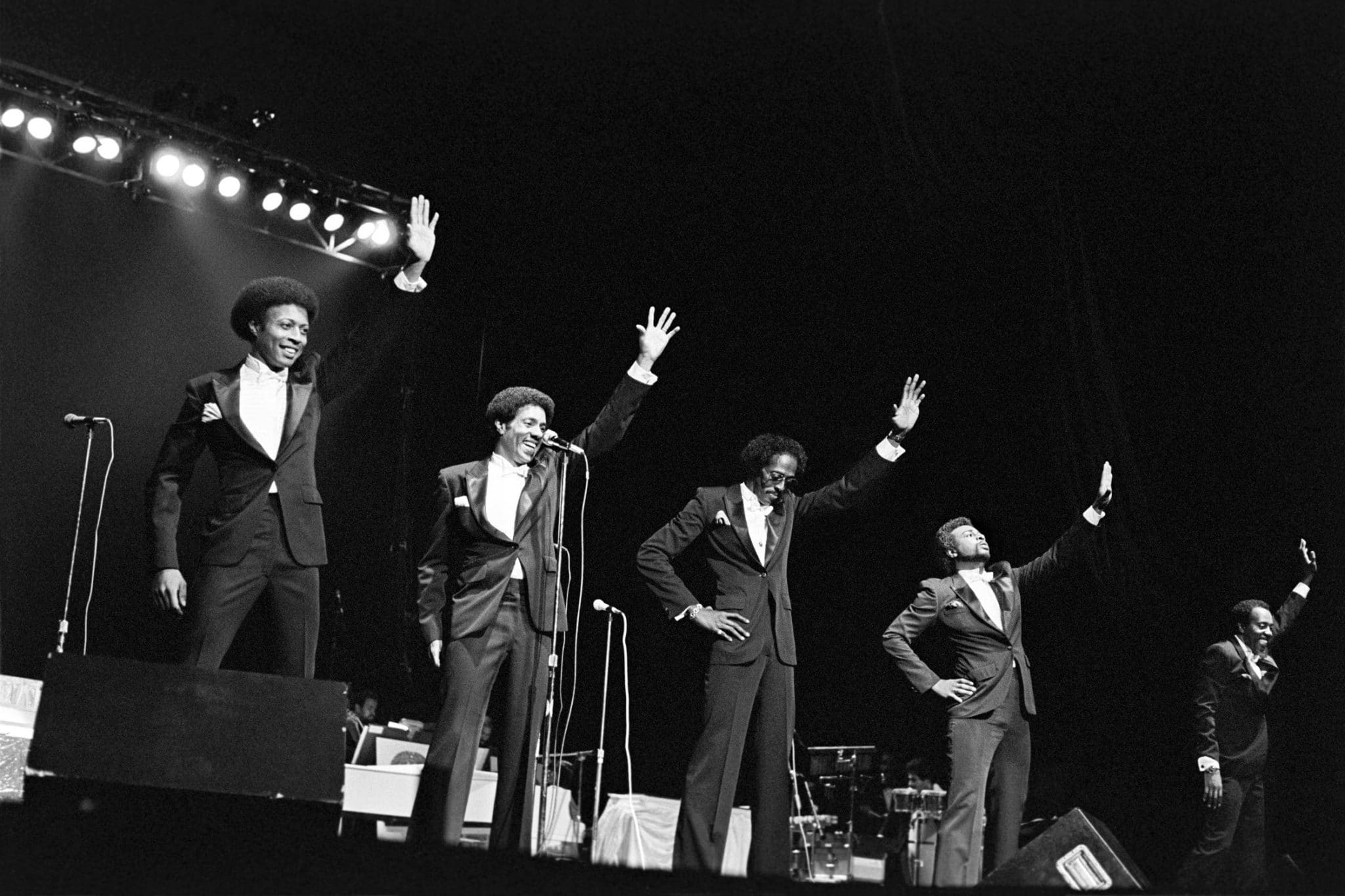 10 Best The Temptations Songs of All Time - Singersroom.com