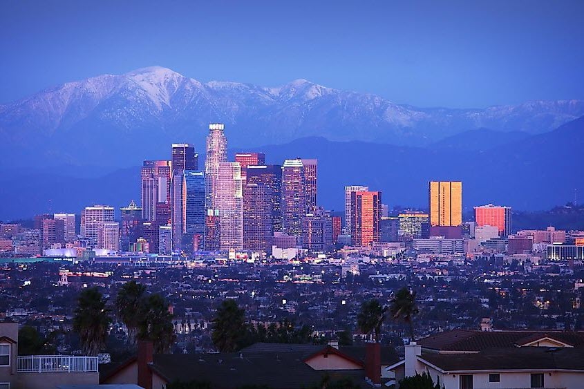 10 Famous Singers from California - Singersroom.com