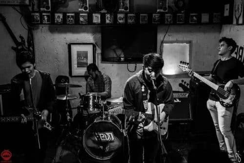 15 Best Indie Bands of All Time - Singersroom.com