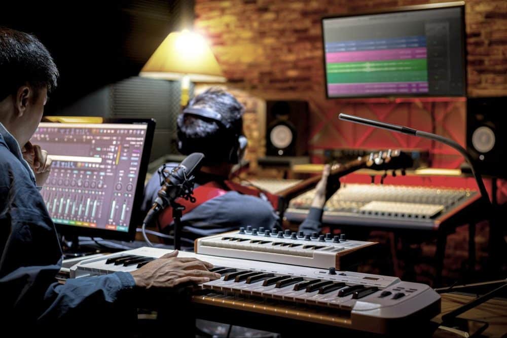 15 Best Music Producers of All Time - Singersroom.com