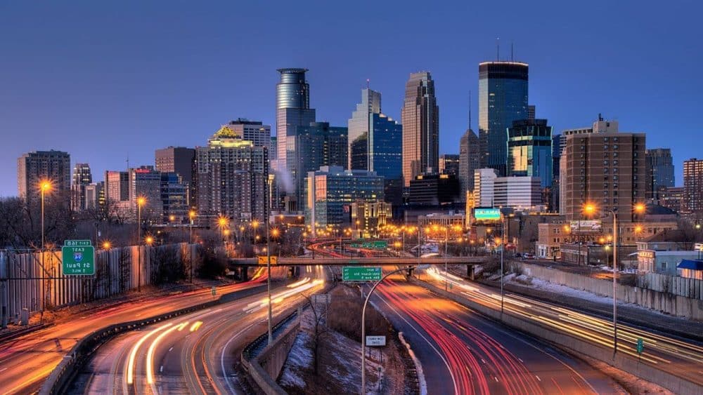 10 Famous Singers from Minnesota - Singersroom.com