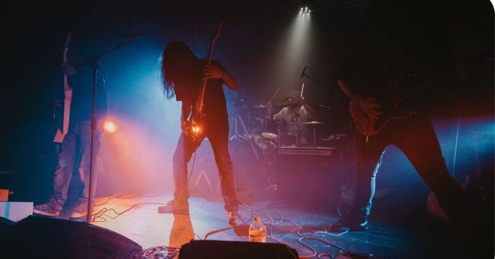 15 Best Heavy Metal Songs of All Time - Singersroom.com