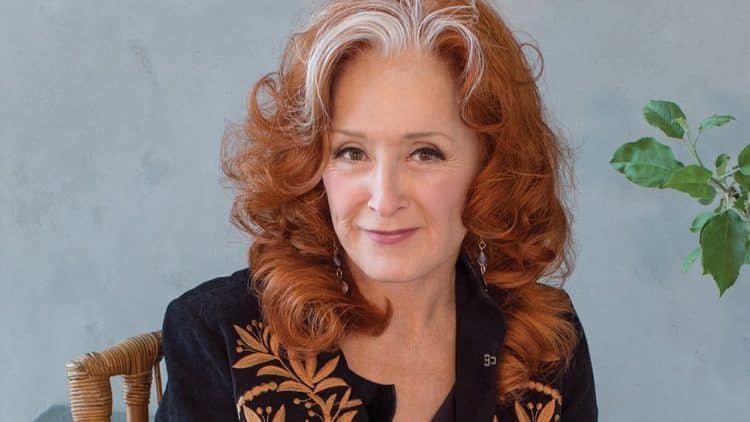 10 Best Bonnie Raitt Songs of All Time - Singersroom.com