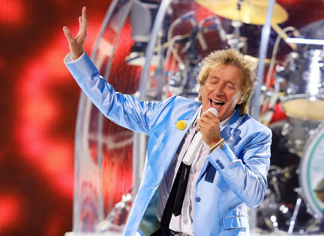 10 Best Rod Stewart Songs of All Time - Singersroom.com