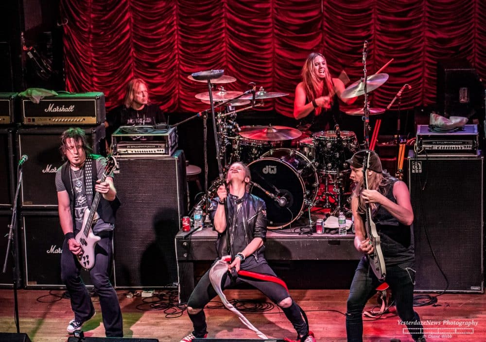 15 Best Bands of All Time - Singersroom.com