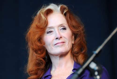 10 Best Bonnie Raitt Songs of All Time - Singersroom.com