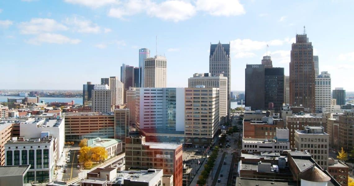 10 Famous Singers from Michigan - Singersroom.com