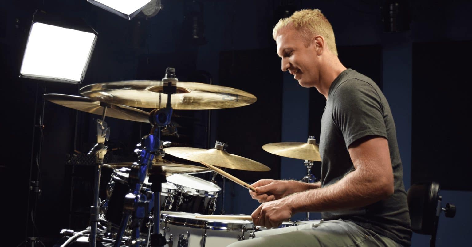 15 Best Drummers of All Time - Singersroom.com