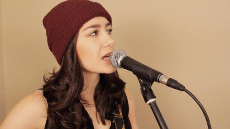 15 Best Indie Songs of All Time - Singersroom.com