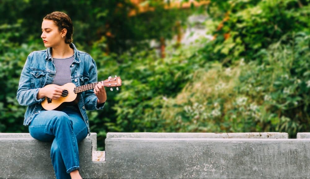 15 Best Ukulele Players of All Time - Singersroom.com